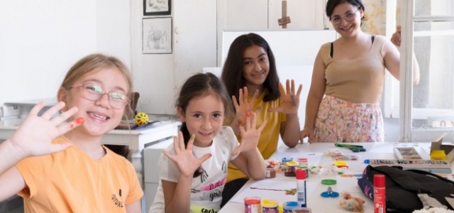 KAÜSEM Yaratıcı Sanat Atölyesi başladı - vatangazetesi.com - KIBRIS'IN ... KAÜSEM Yaratıcı Sanat Atölyesi başladı - vatangazetesi.com - KIBRIS'IN ...