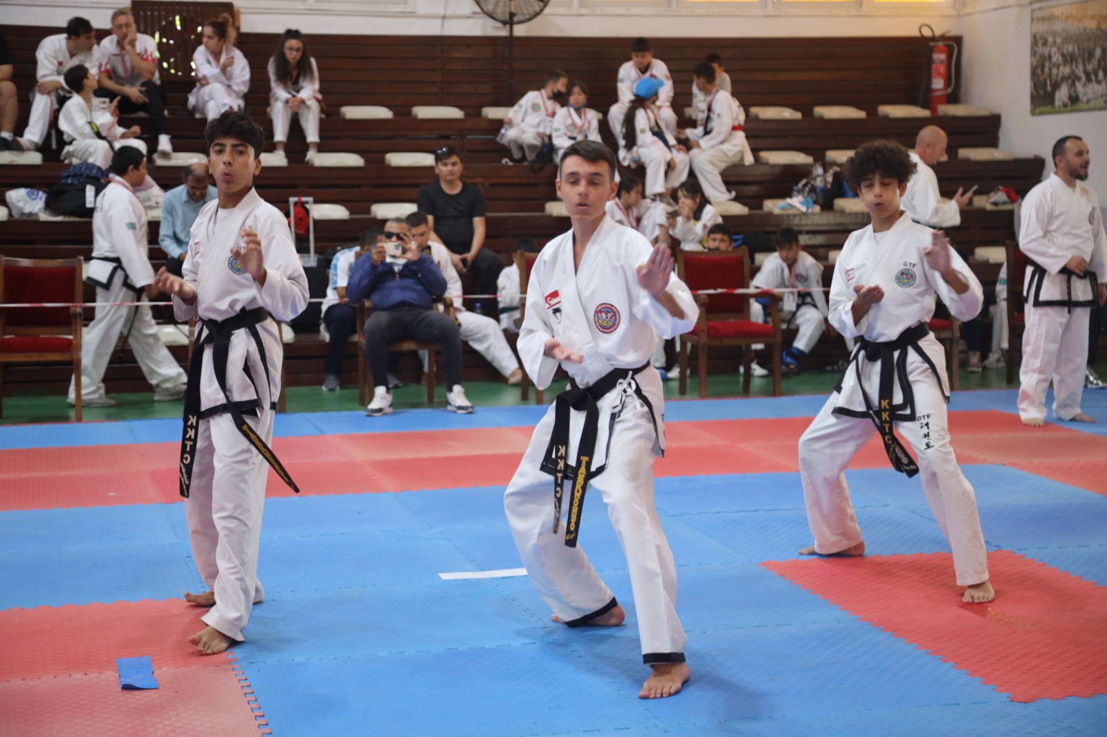 İsmet Iraz anısına yarıştılar - vatangazetesi.com - KIBRIS'IN HABER PORTALI