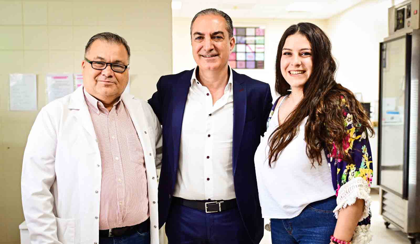 UBP milletvekili adayı Ali Başman Gazimağusa Hastanesi’ni ziyaret etti ...