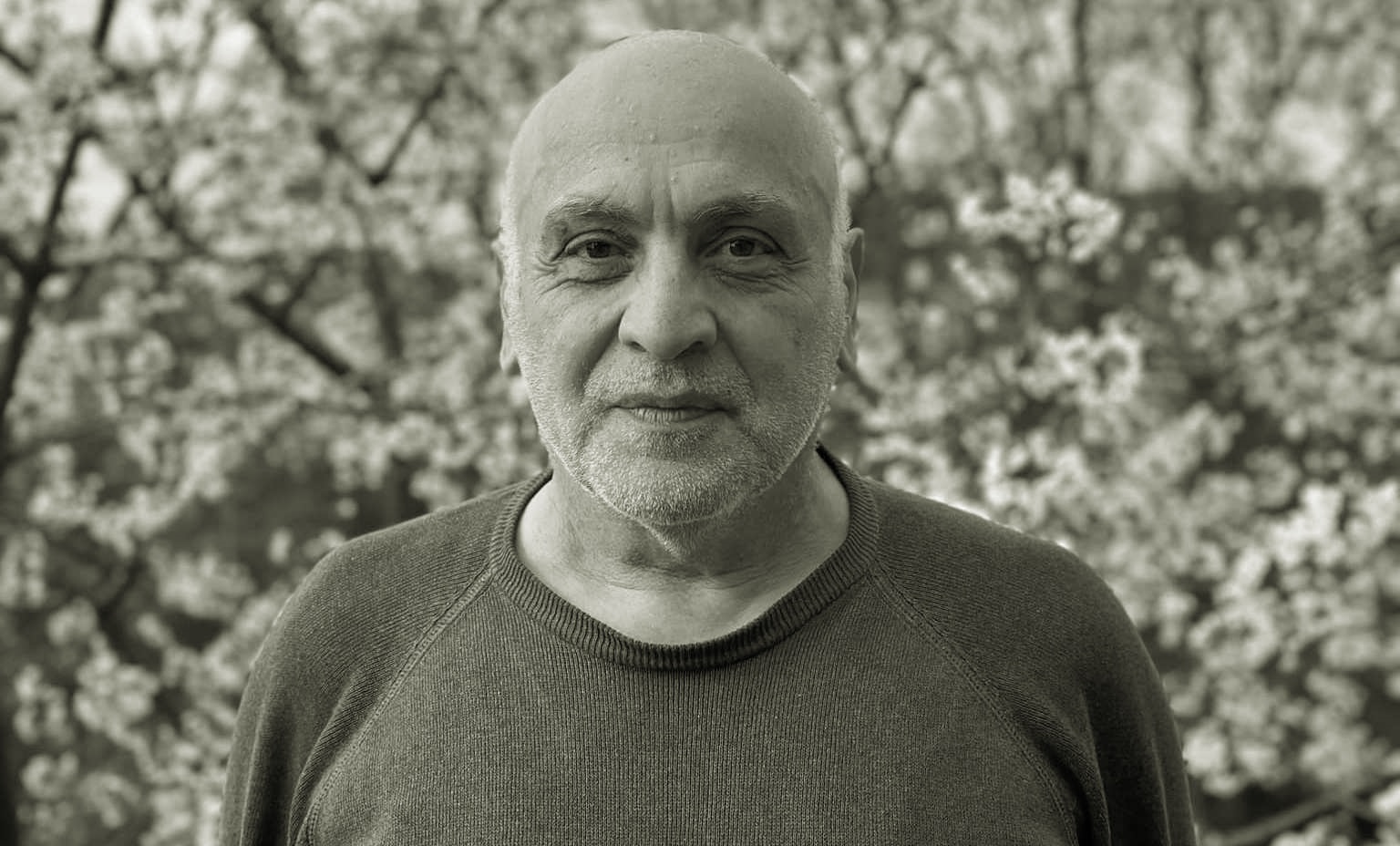 BRT’nin eski Radyo, Müzik ve Eğlence Yayınları Amiri Mustafa Öncü ...